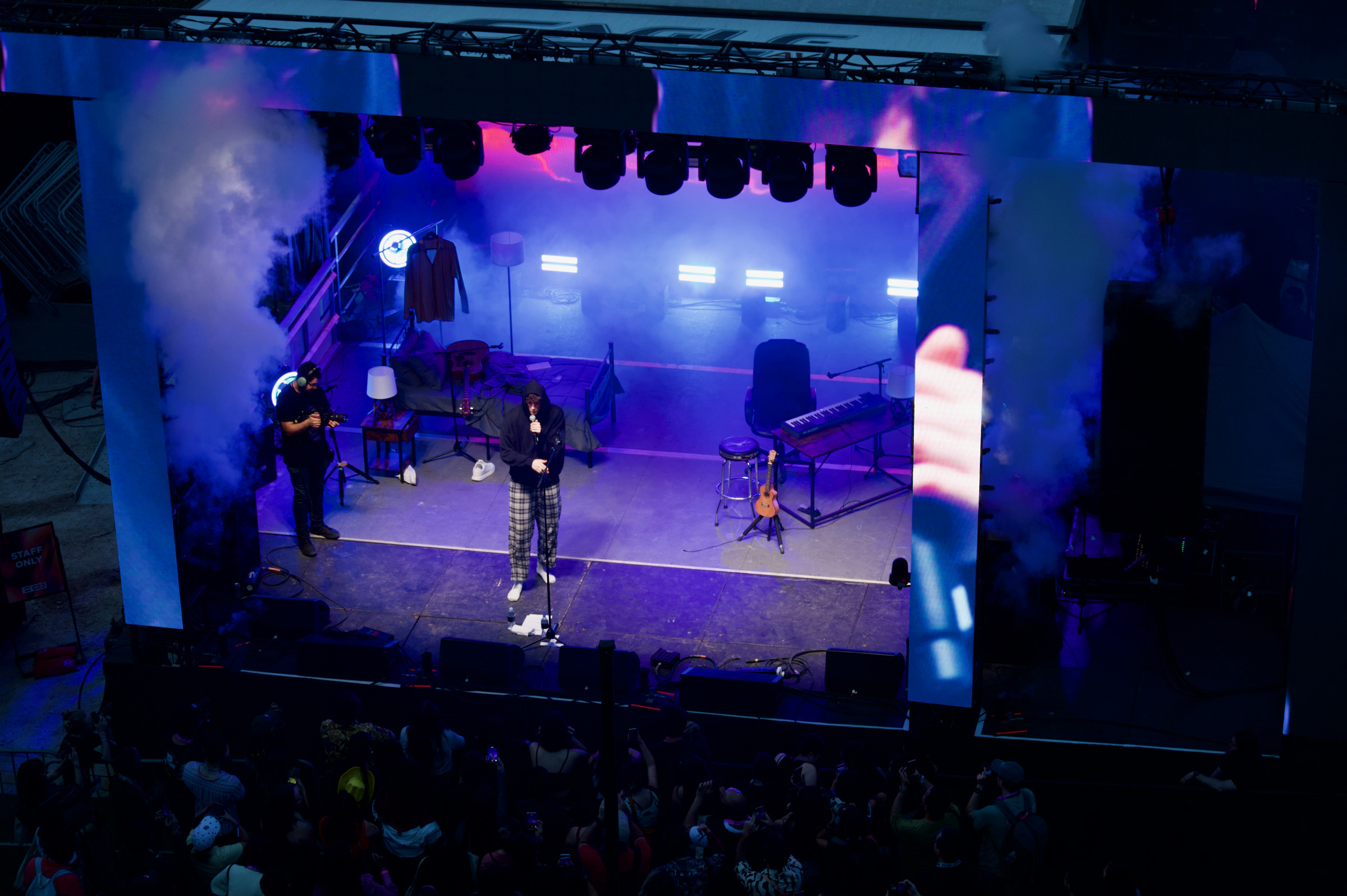 [SXSW] JVKE Shines During Golden Hour at the Bose X NME C23 Show ...